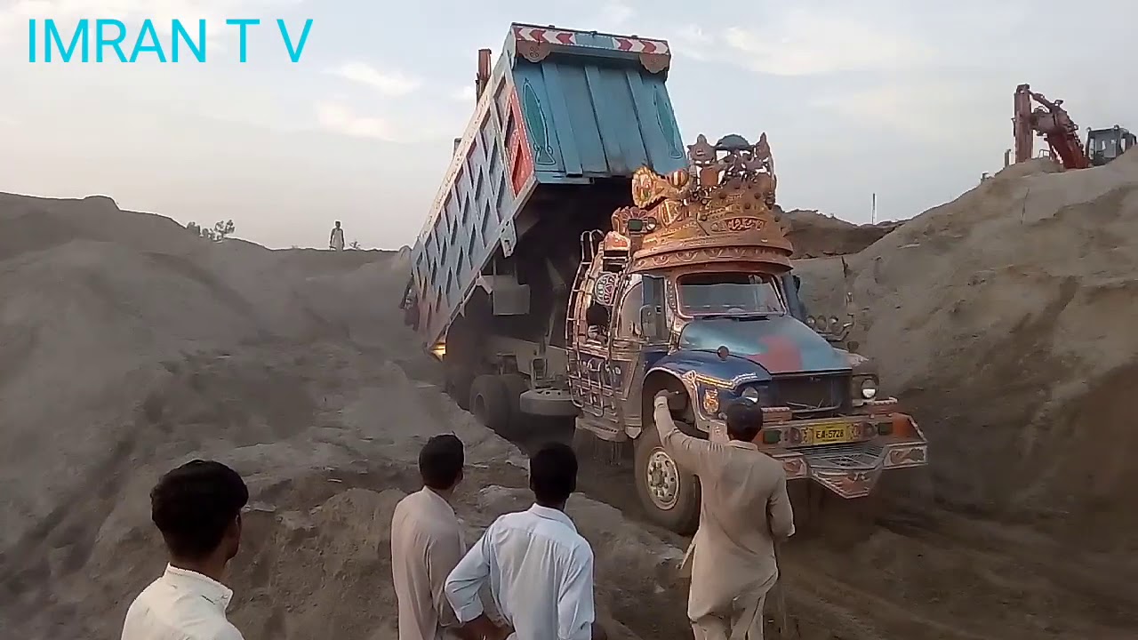 dumper nissan tractor 385 m f tochin uploading in pakistan 2019 - YouTube