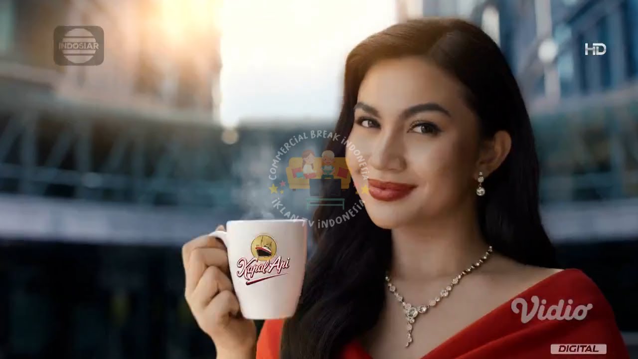 IKLAN KAPAL API GEBYAR SEMANGAT MILIARAN • 15s (2023) #ArielTatum - YouTube