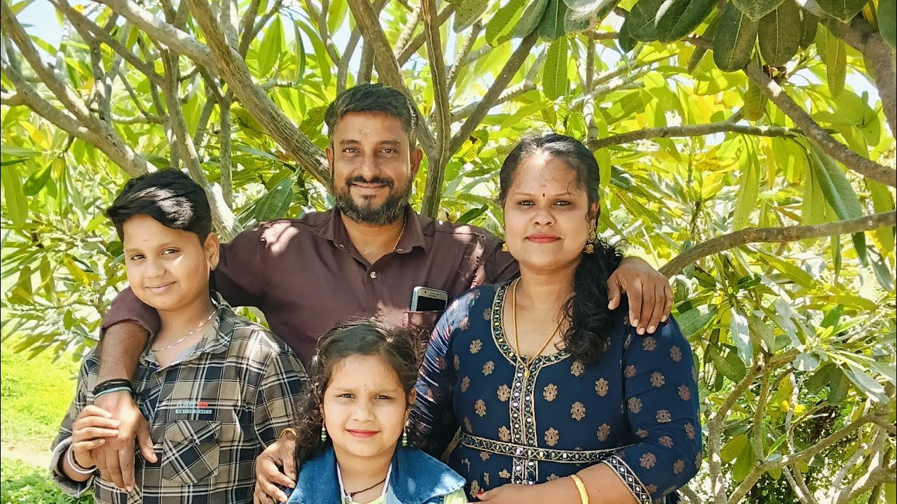 sivasree , is live വേഗം വരൂ - YouTube