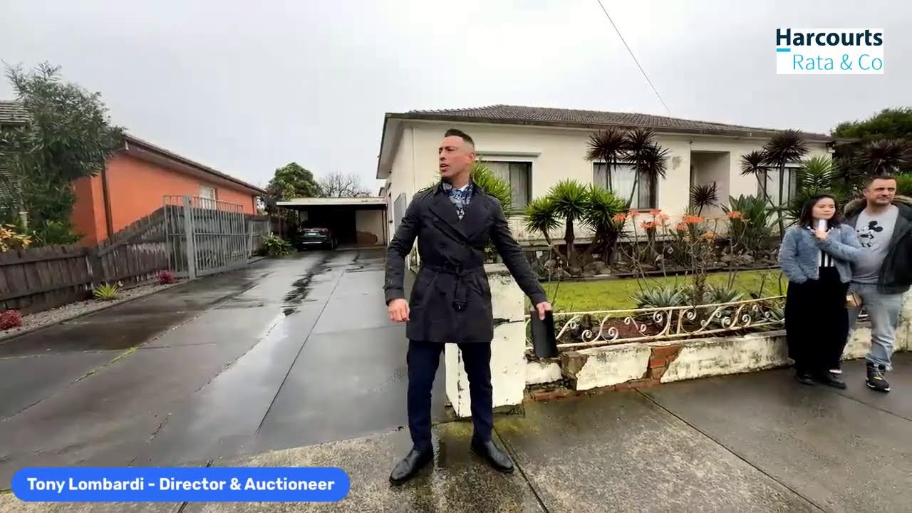 42 Broadhurst Ave, Reservoir - YouTube