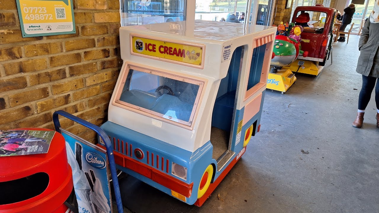 1990s R.G. Mitchell Mr Softy's Ice Cream Van Kiddie Ride (Fail) - YouTube