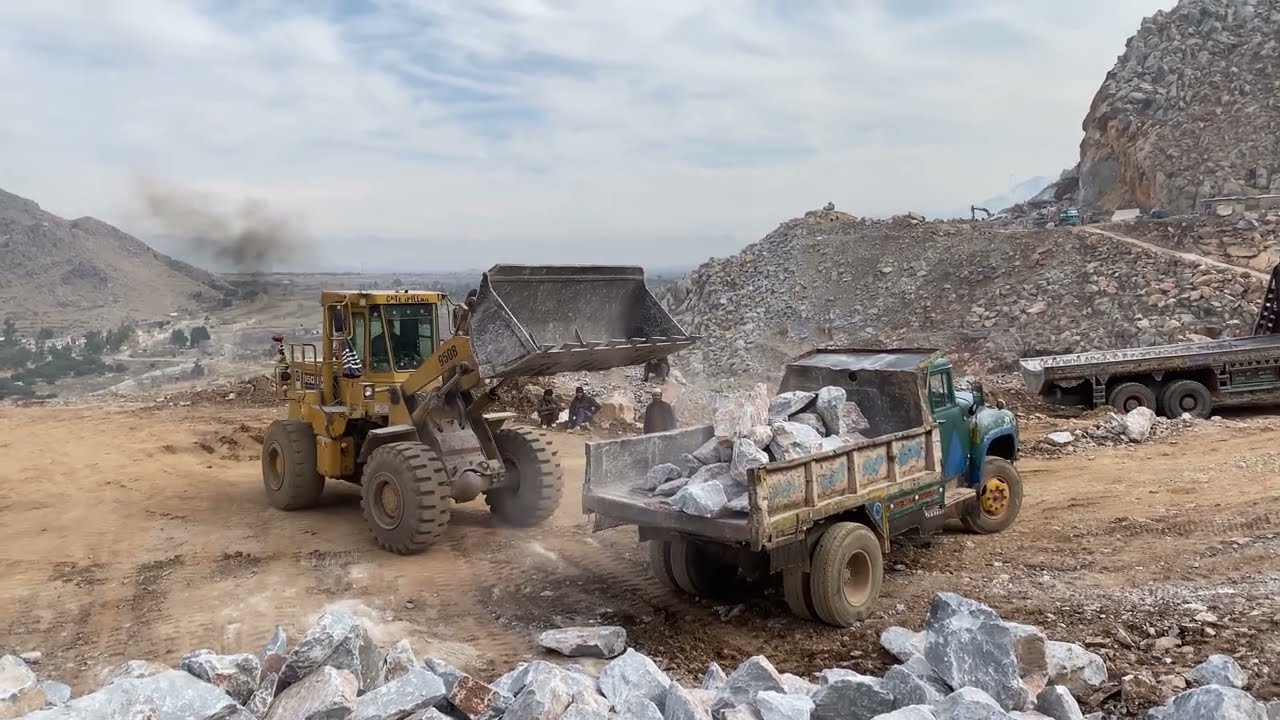 Unbelievable Stone Crushing Factory | Giga Rocks to Micro Sand Process ...
