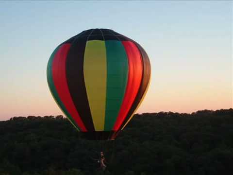 Hot Air Balloon Cloudhopper - YouTube