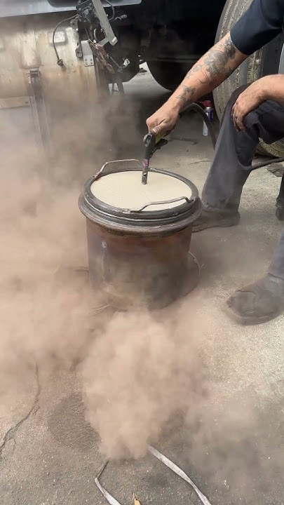 Dpf full of ash - YouTube