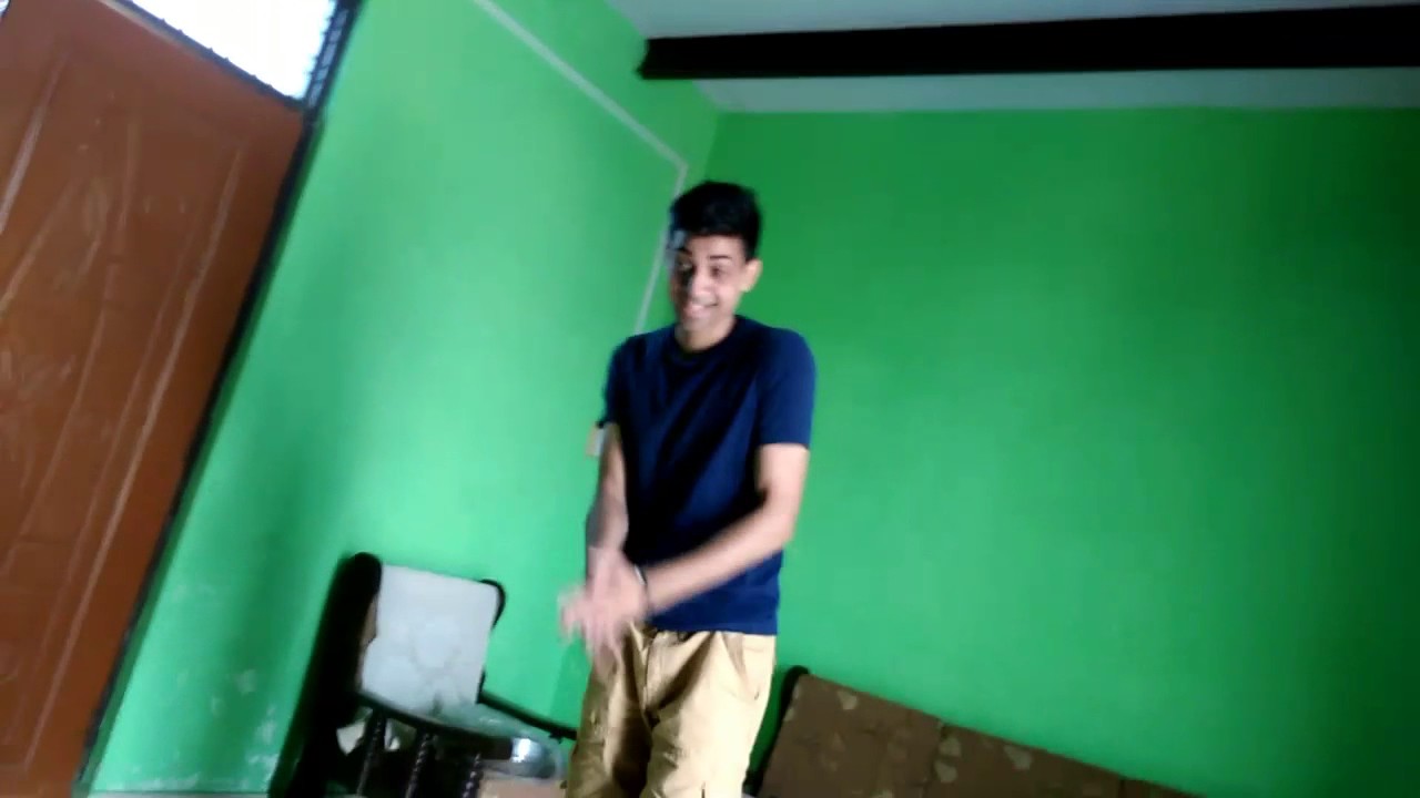 Normal dance for every person - YouTube