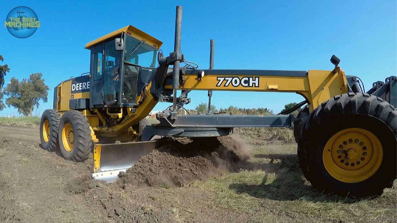 JOHN DEERE 770CH motor grader (SOUND) In Action The Best - YouTube