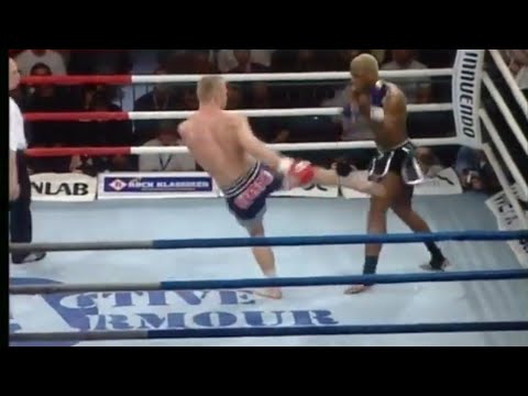 Larry Lindwall vs. Michael McDonald (14/02/2004) - YouTube