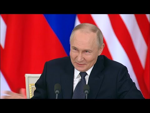 «Три трона и один тест на юмор»: Путин пошутил с премьером Малайзии