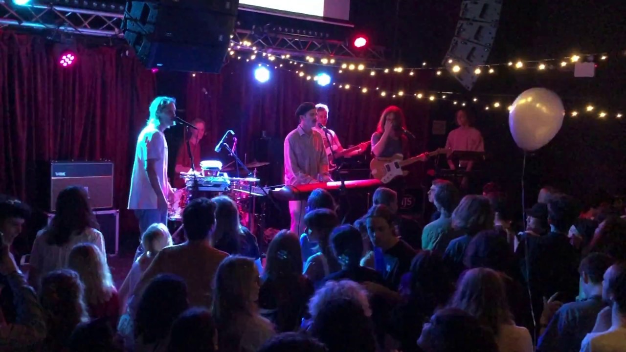 First Beige at The Brightside, Brisbane - YouTube
