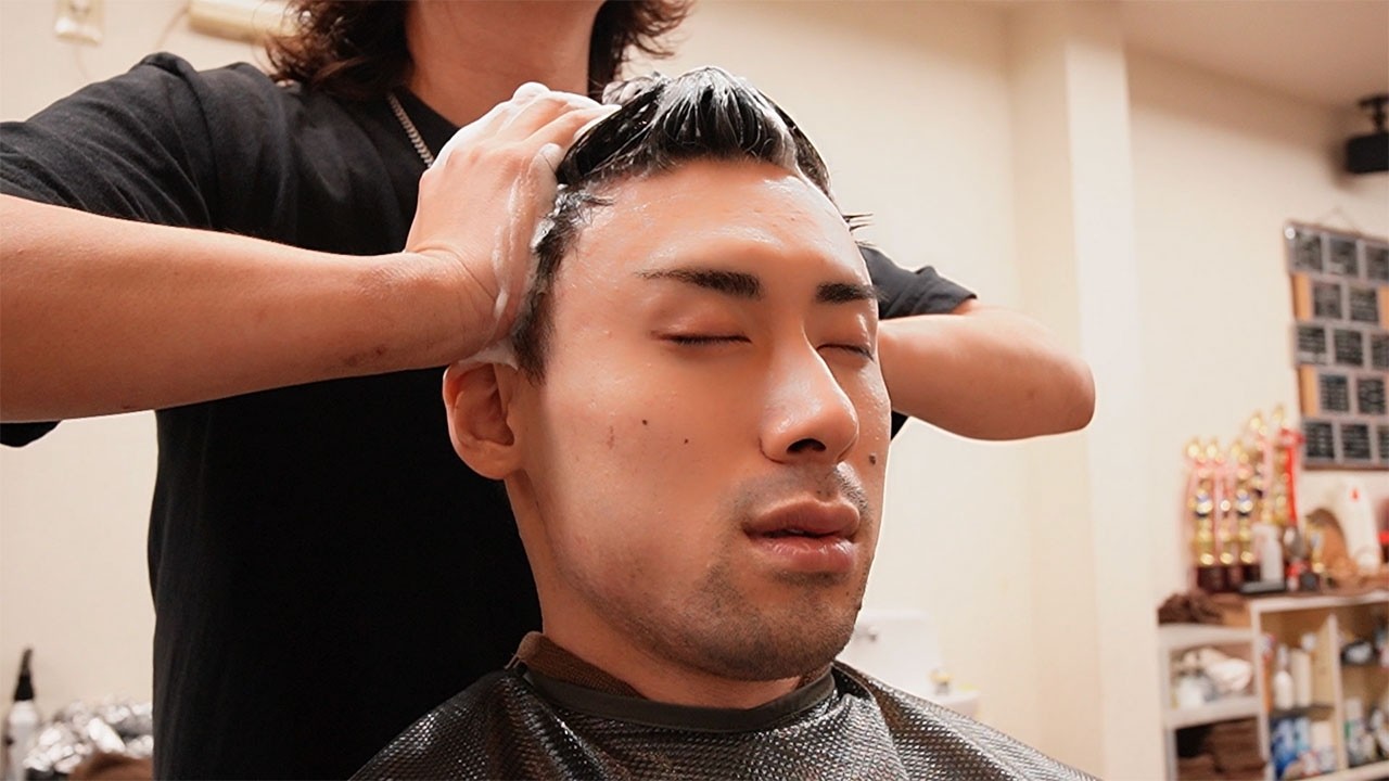 ASMR 夏の極寒、冷やしシャンプー That's freezing!! Ice shampoo - YouTube