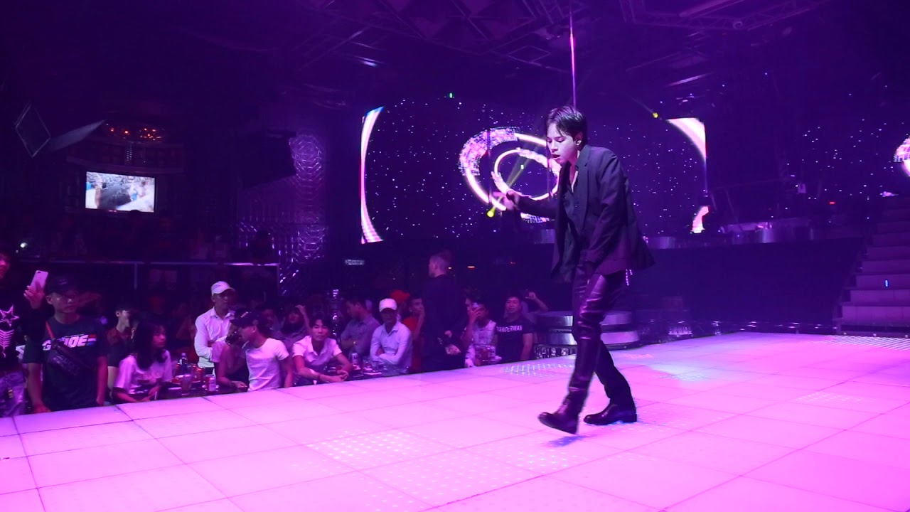 ĐỪNG NHƯ THÓI QUEN - JAKII - New Phương Đông - YouTube