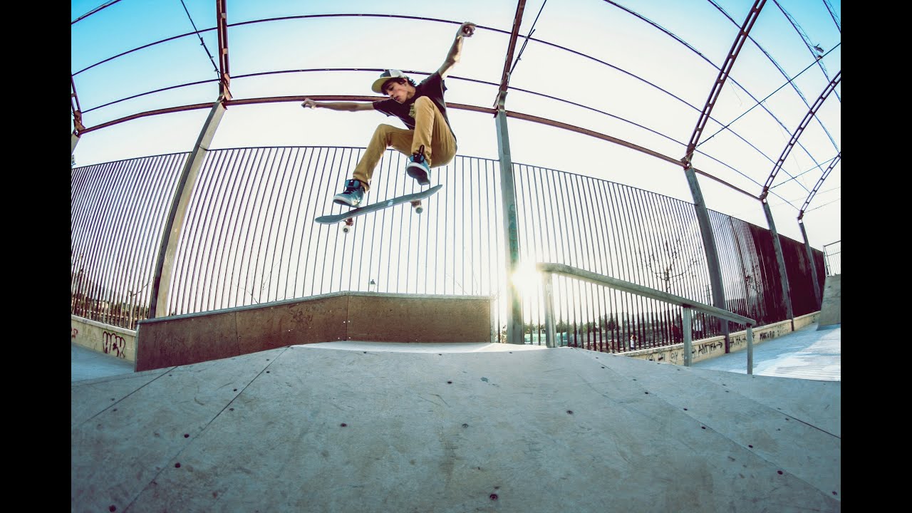 Jumilla Enjoy Skateboarding - YouTube