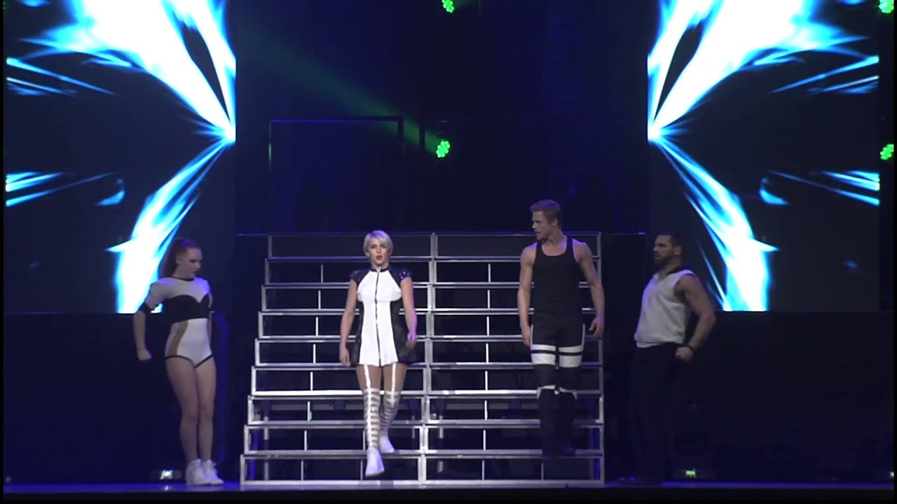 MOVE Live on Tour: Juliane & Derek Hough - YouTube