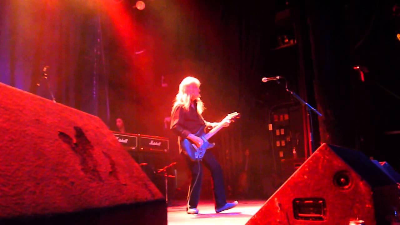 Goddo - Live in Toronto Feb 12 2015 - Anacanapanacana / So Walk On ...