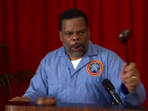 Ginger's Plan - Law and Boarder - Zeke and Luther - YouTube