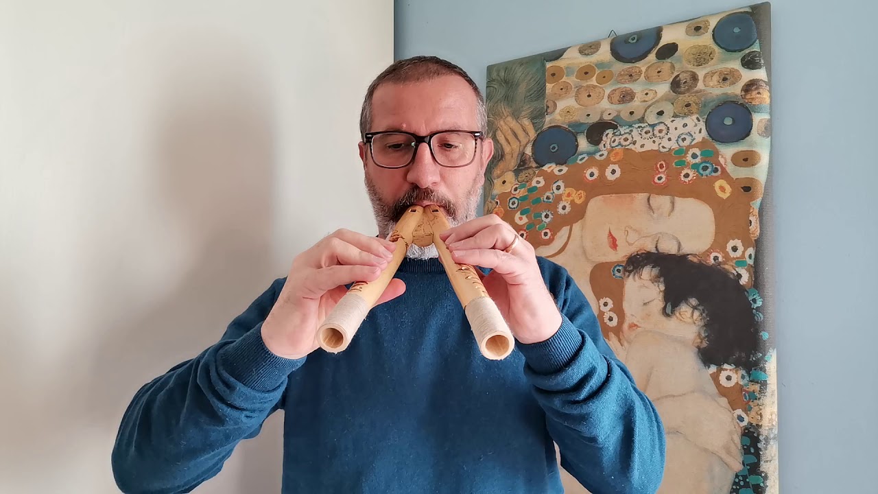 Doppio flauto, double flute, key C, 432 hz, "Adeste fideles" - YouTube
