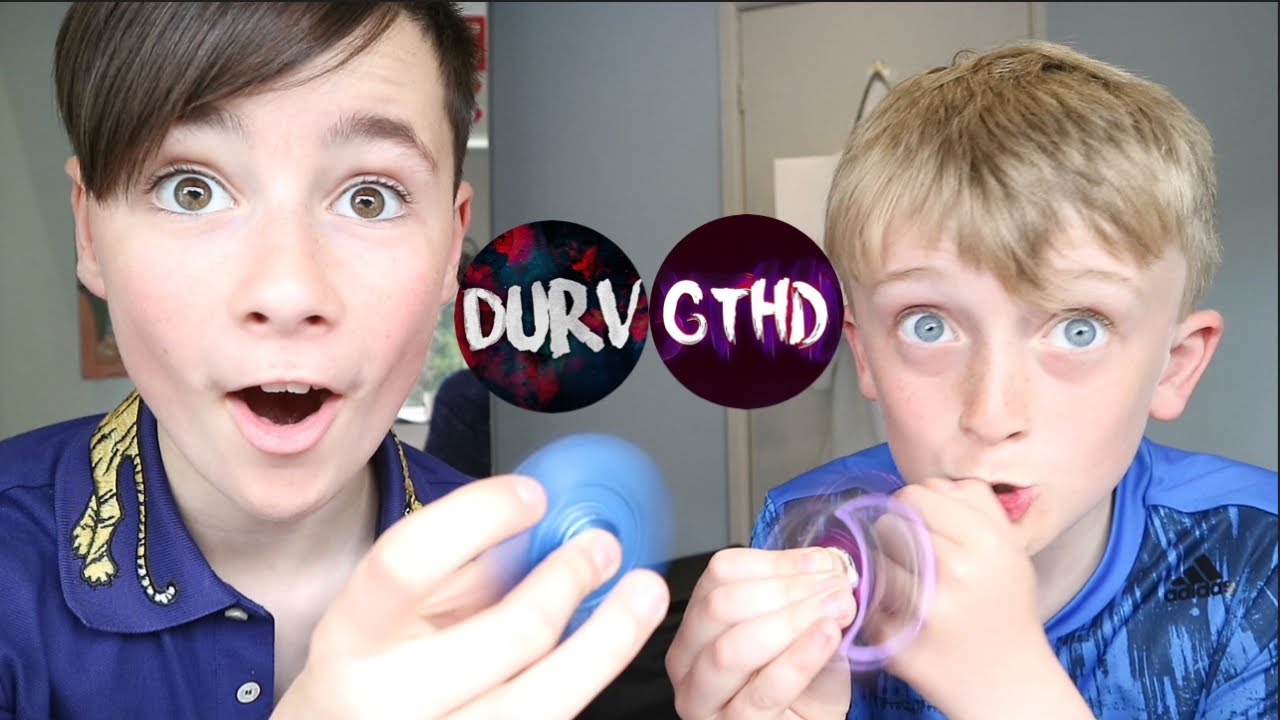 OMG FIDGET SPINNER SPIN OFF VS DURV!! - YouTube
