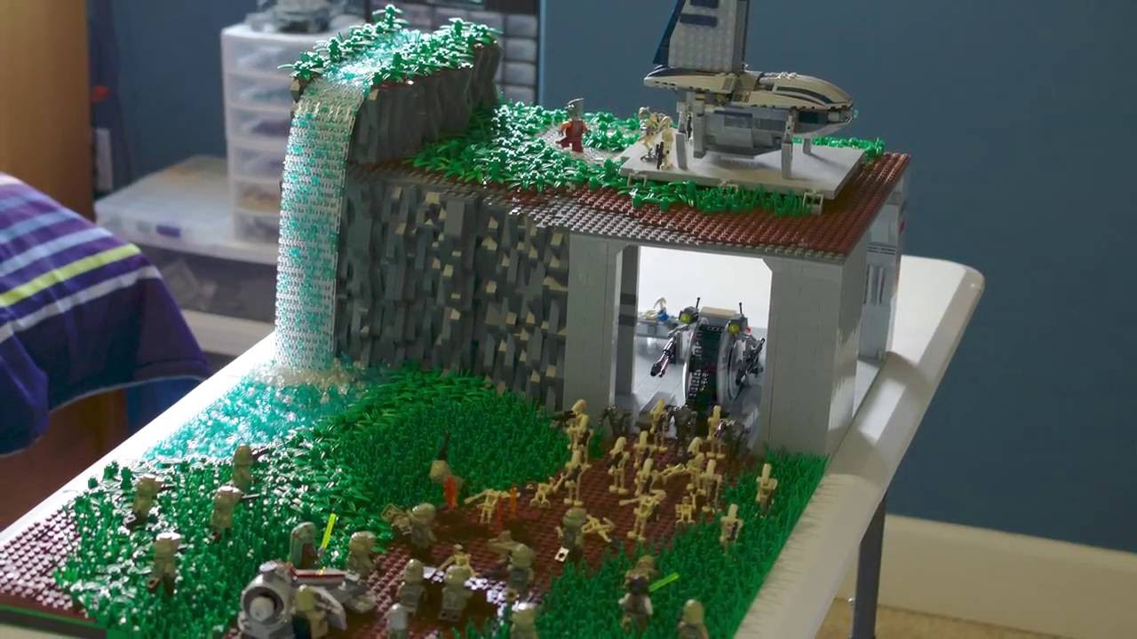 LEGO Star War Droid Base on Cardia - YouTube