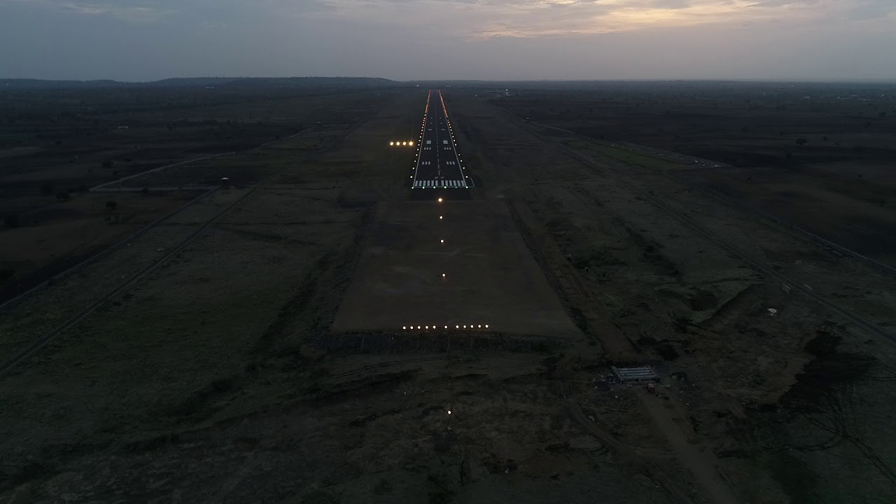 Supreme's complete airfield lighting system with simple approach lights ...
