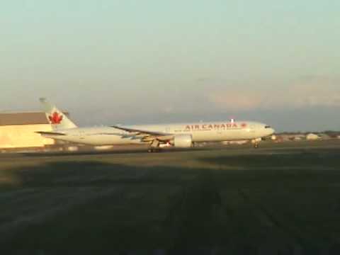 Air Canada 77W departs YUL on 24R - YouTube