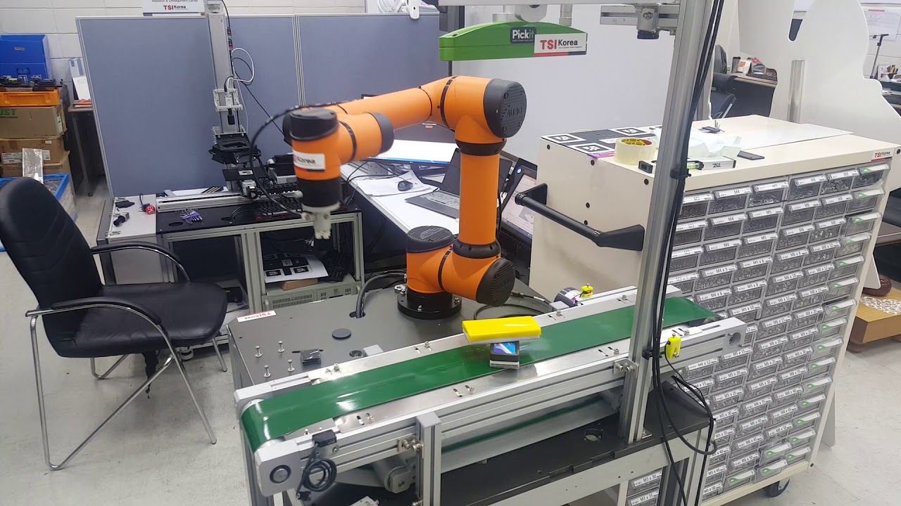Pick- it 3D with AUBO Robot - YouTube