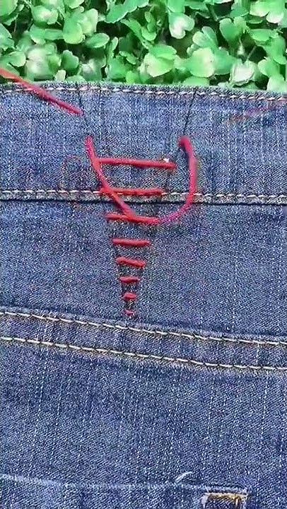 How to Hand Sew an Invisible Stitch ( Tutorial 9 ) - YouTube