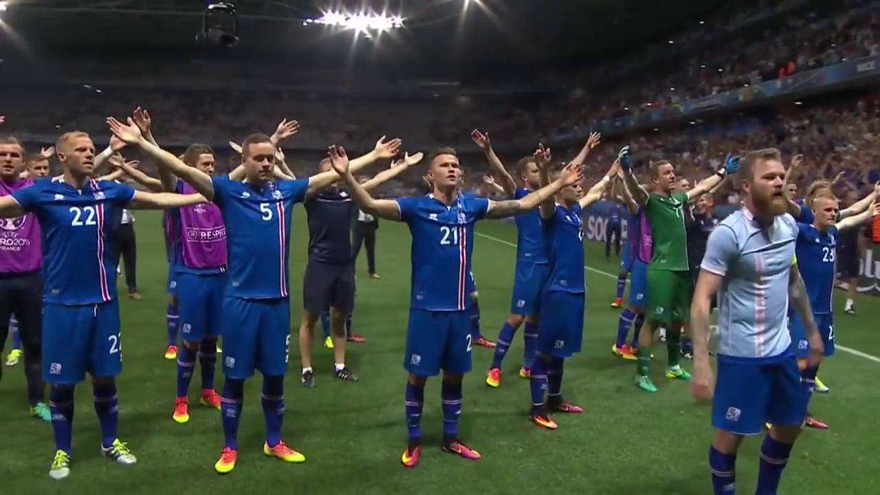 Iceland football fans Viking Thunder Clap vs We Will Rock You - YouTube