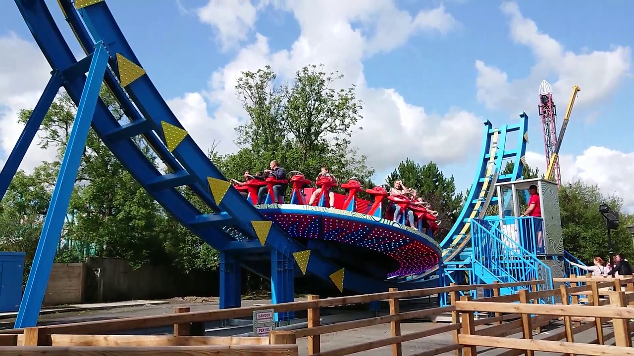 Dizzy Disc Ride At Oakwood Theme Park, August 2019 - YouTube