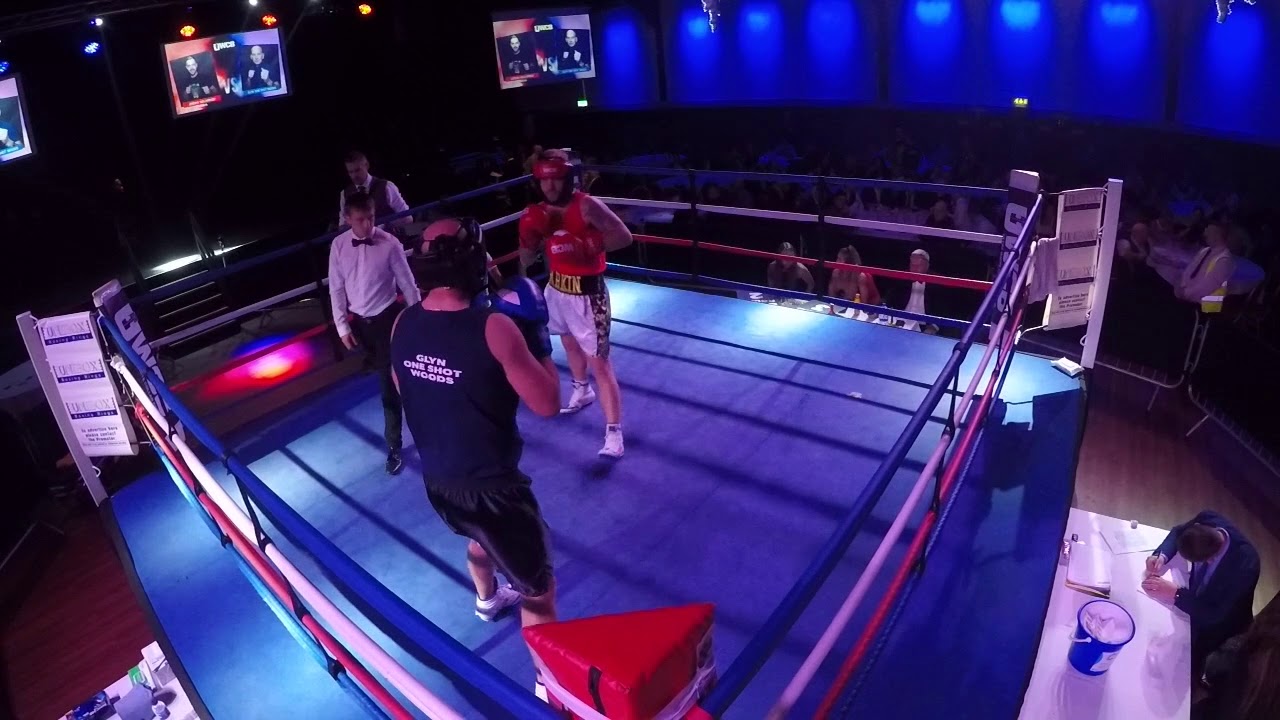 Ultra White Collar Boxing | Durham | Jordan Parkin vs Glyn Woods - YouTube