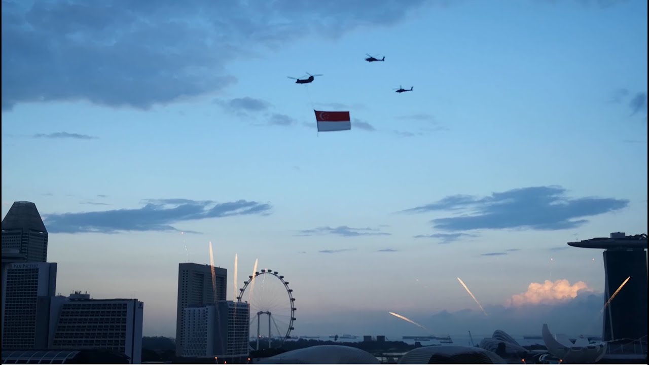 NDP 2019 Aerial Display - YouTube