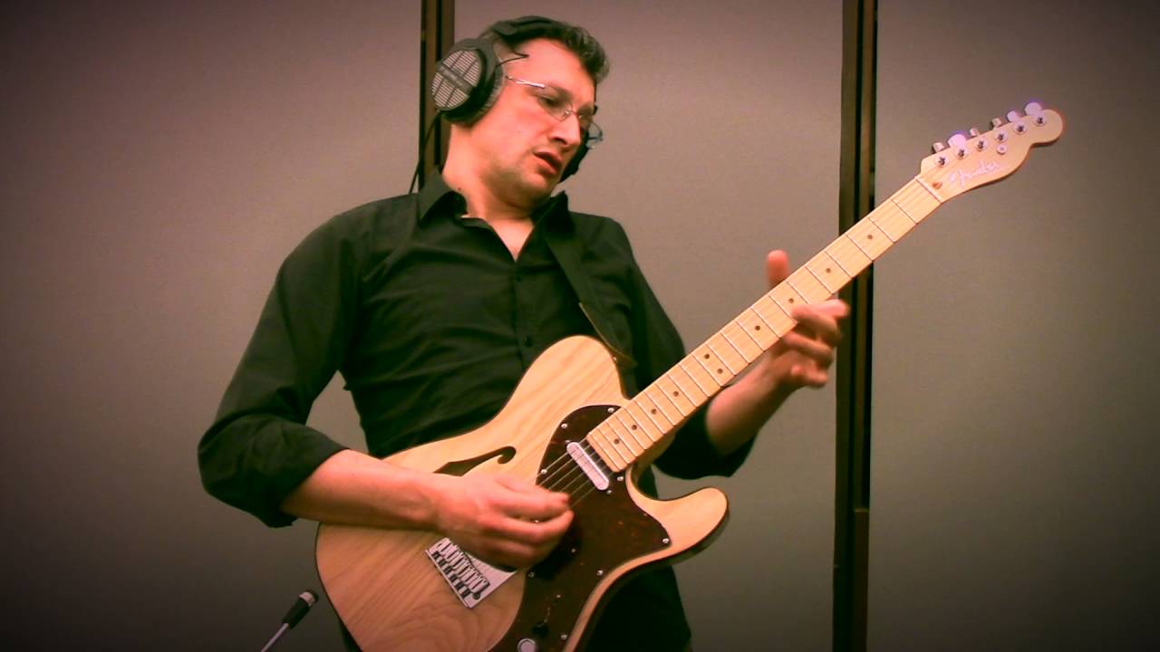 Luca Gelli having a blast with one of our Blues backing tracks - YouTube