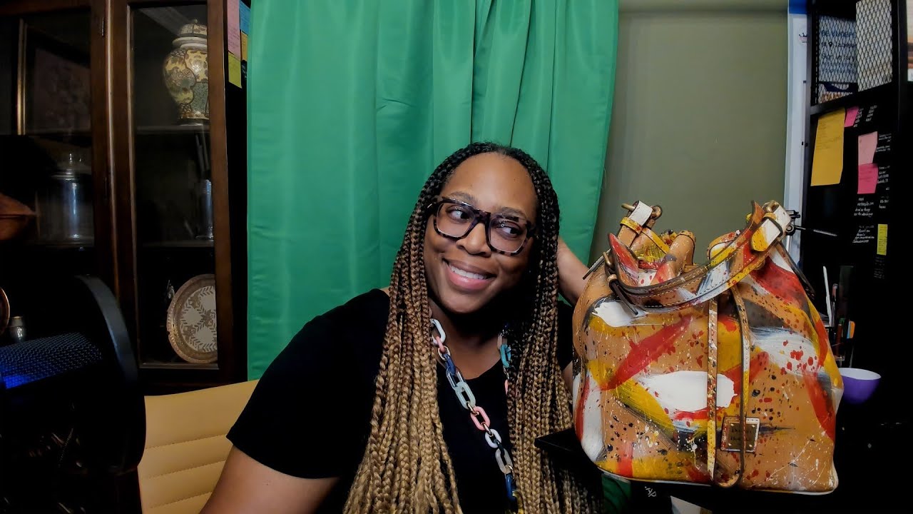 Dooney & Bourke Dipinta Drawstring Reveal - YouTube
