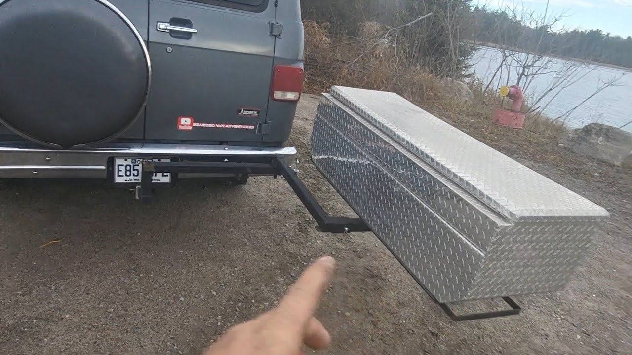 van outside storage box ,garage space ? vanlife idea , vanner box ...