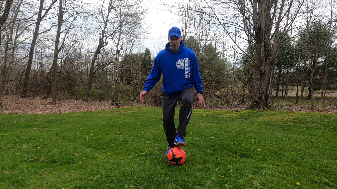 Soccer Toe Taps (Front) - YouTube