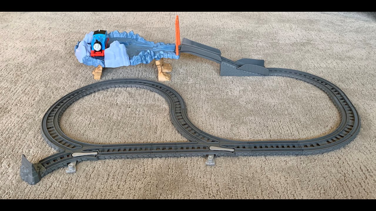 Thomas and Friends Close Call Cliff Set Track Build - YouTube