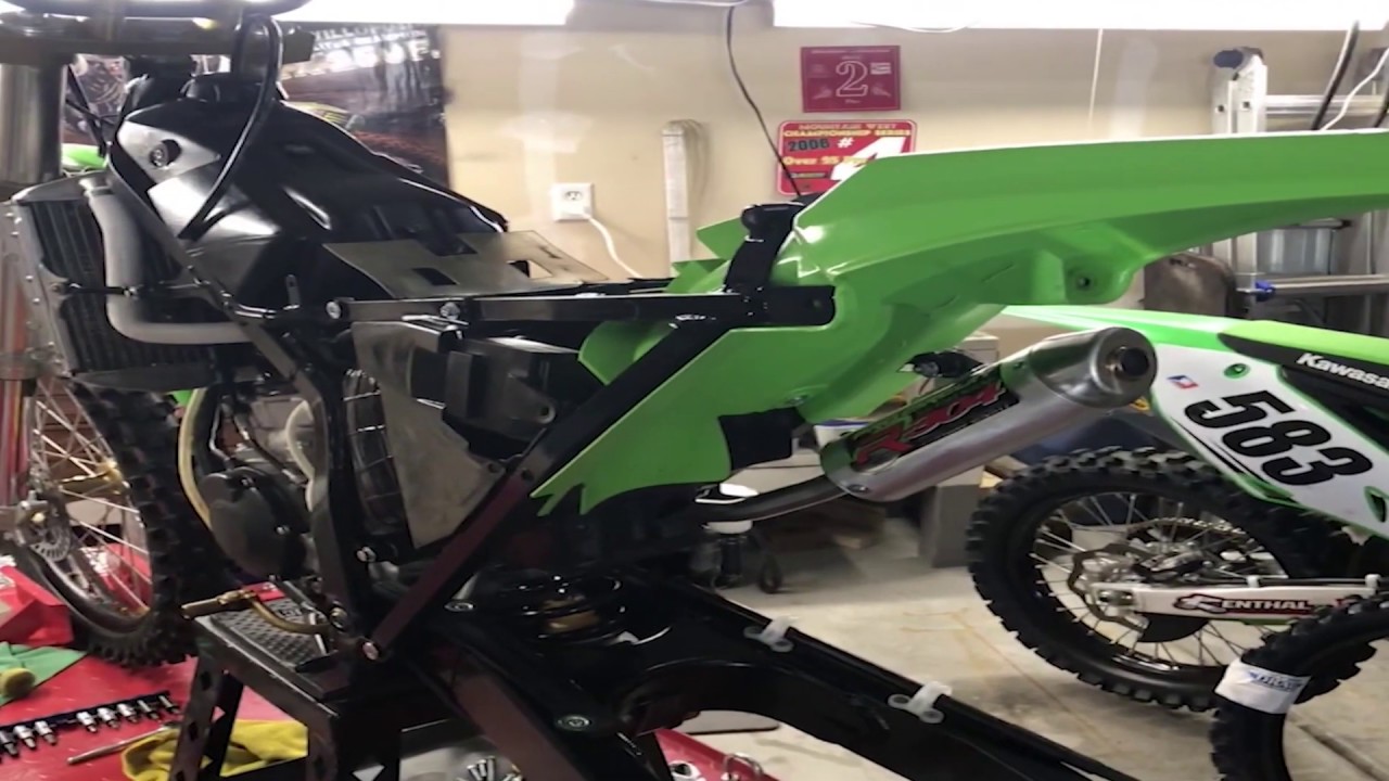 2001 Kawasaki KX125 Restoration - YouTube