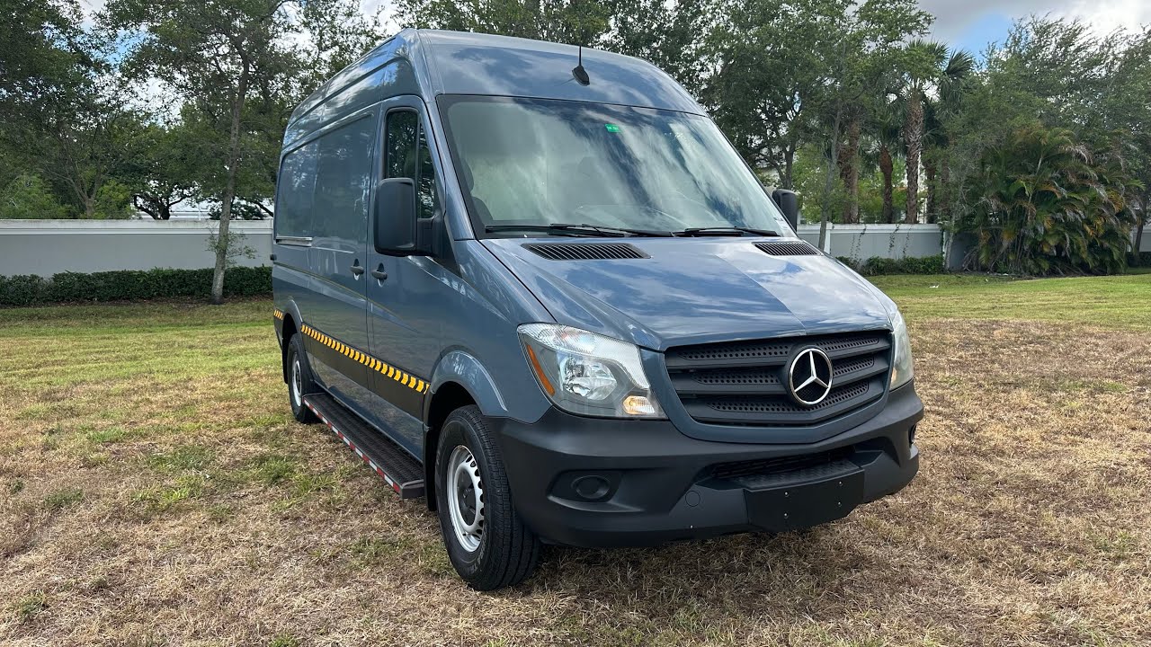 Blue 2018 Mercedes-Benz Sprinter 2500 Cargo 144 WB 3.0L V6 Turbodiesel ...