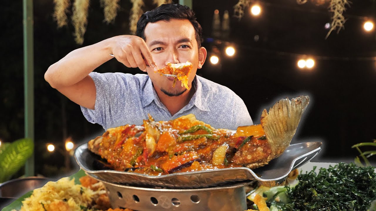 Fendi Makan Set GUMBIRA 7 JENIS LAUK Berlatar Belakang KLCC! Hanya Di ...