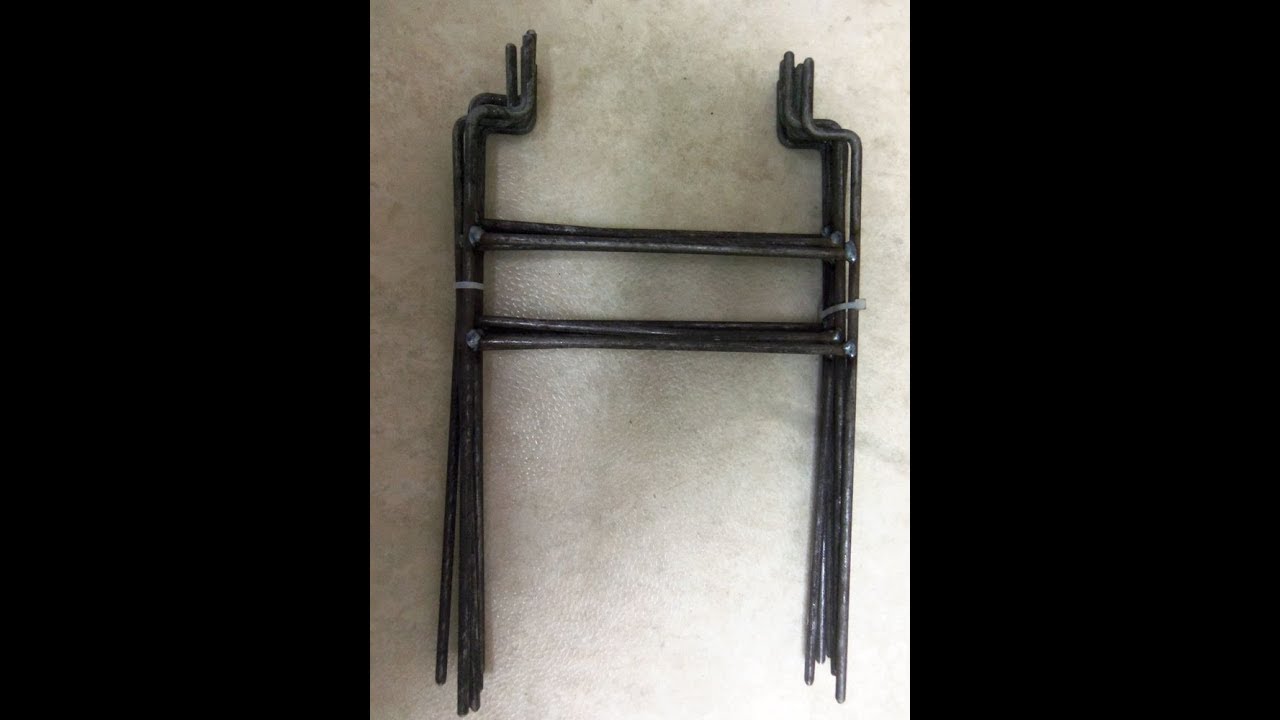 Homemade Body Grip Trap Stands - YouTube