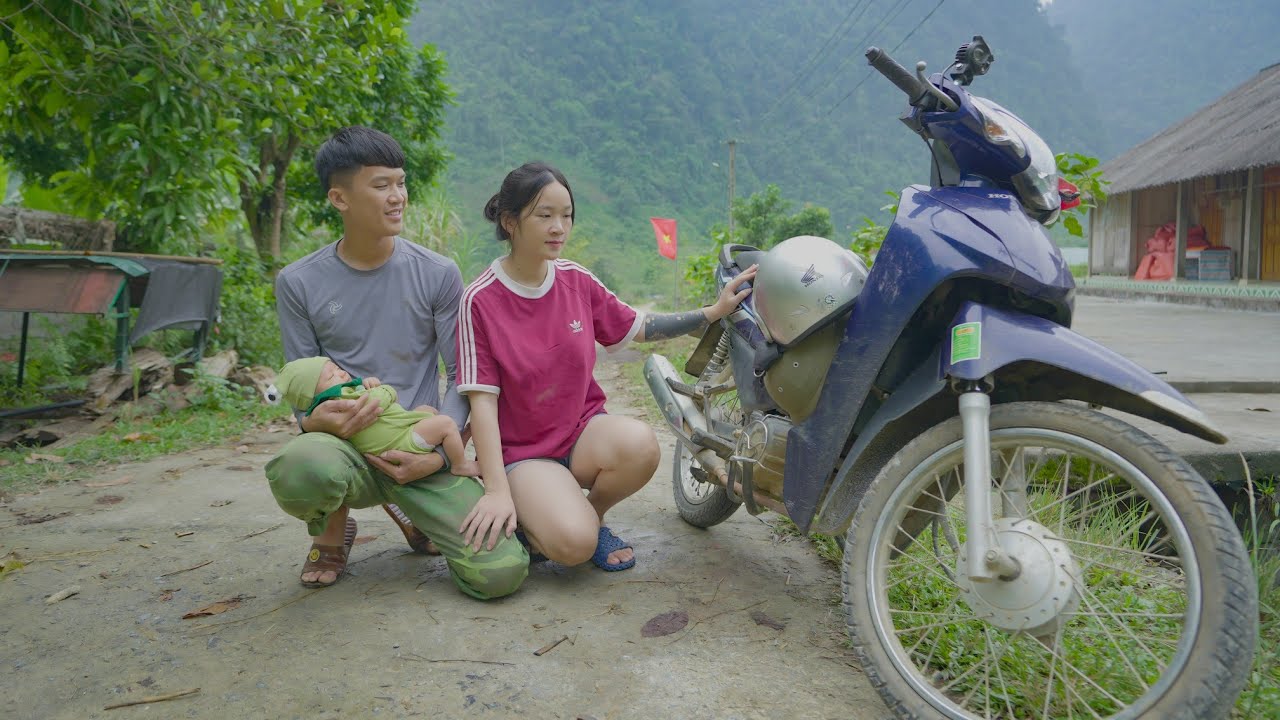 Ly Thi Binh was surprised by the car Duong just bought,...2 Months ...