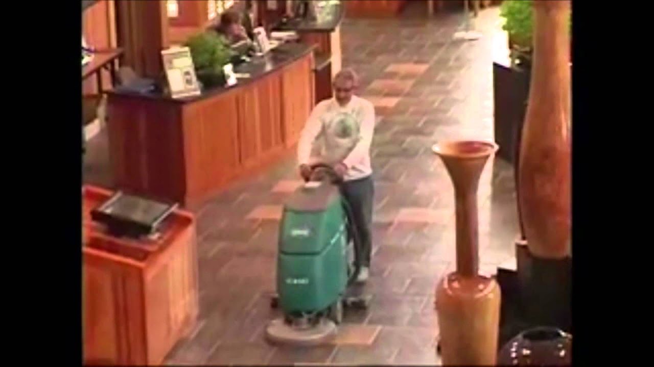 The Walk Behind 'T3 Scrubber' from Tennant - YouTube