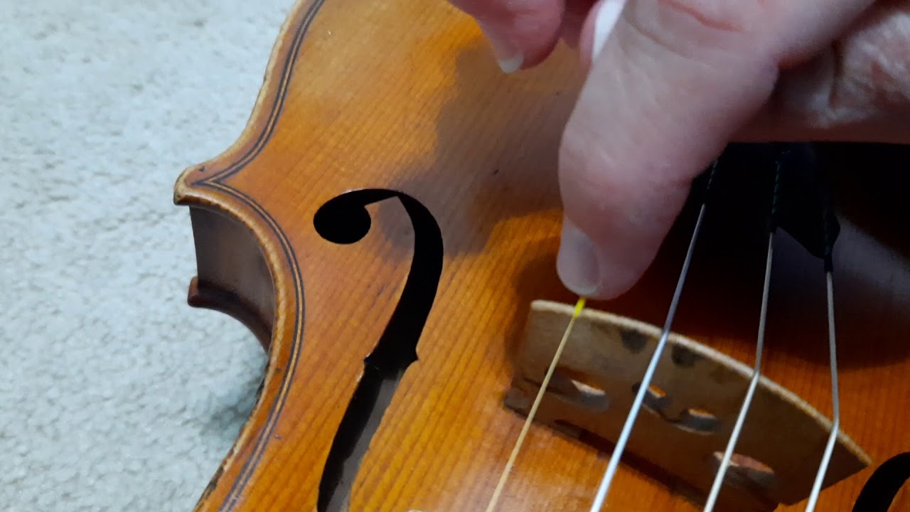 E string changing - YouTube
