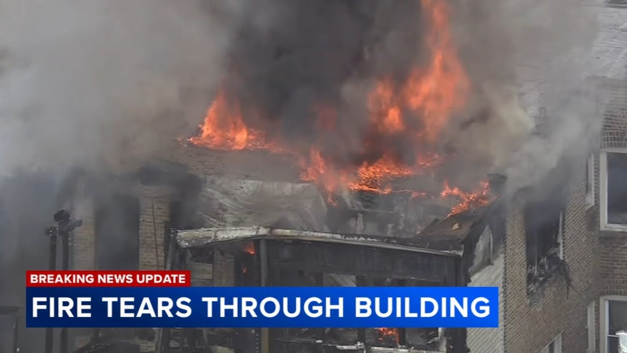 LATEST UPDATES: Large Chicago porch fire spreads to roof, 2nd building ...