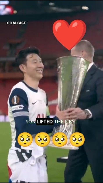 Son finally wins his first-ever trophy. 🥹🏆 United bottled it. 😭 - YouTube