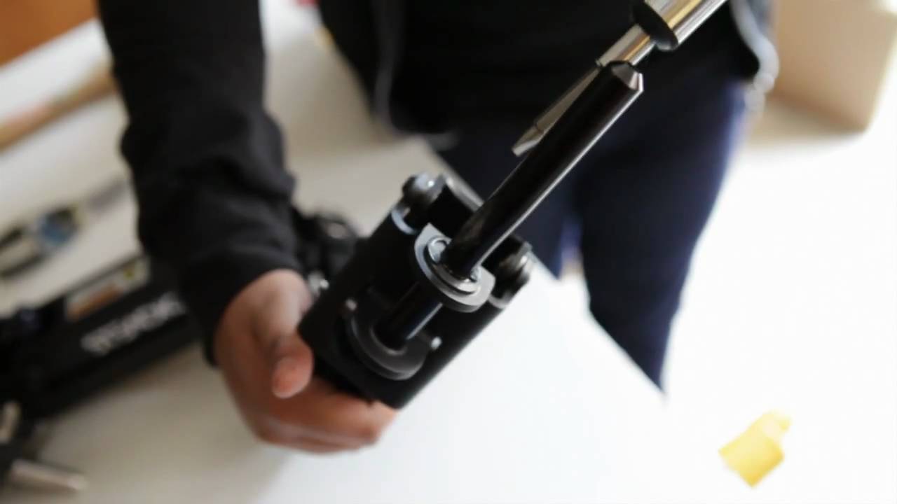 How to use Glidecam with Steadicam arm and vest - Rentube tutorial by ...