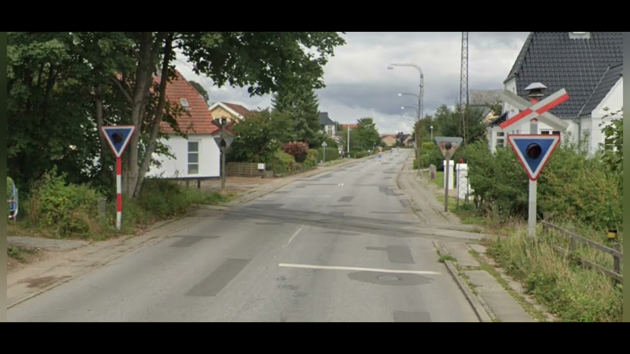 8 jernbaneoverskæringer: gætteleg !!!! 8 danish railroad crossings of ...