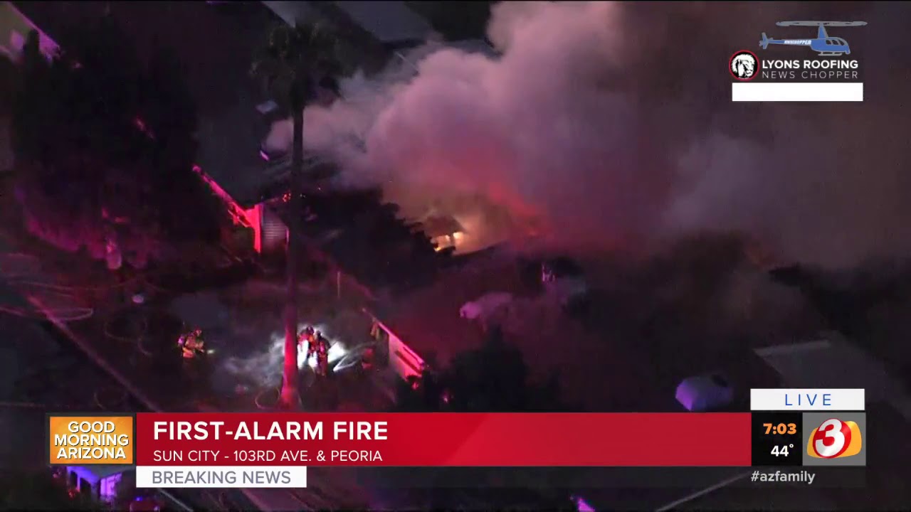 Firefighters battle 1st-alarm Sun City fire - YouTube