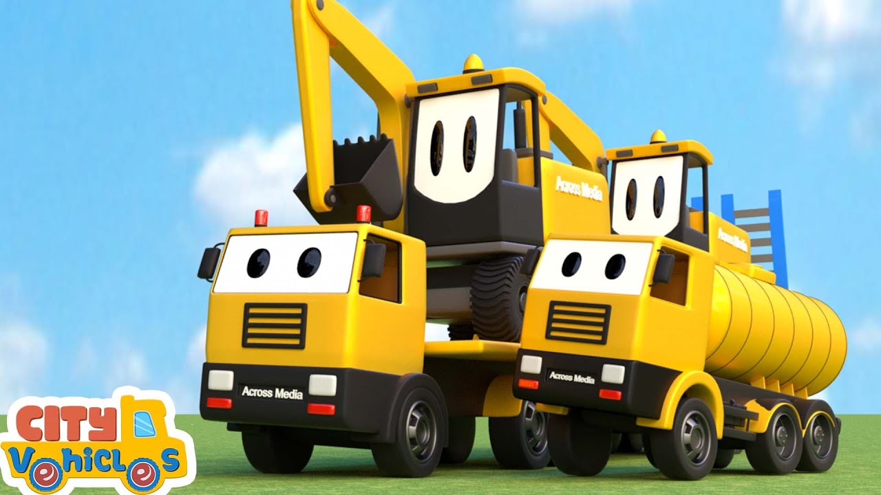 construction vehicle Assemble forklift and delivery the hay-Excavator ...