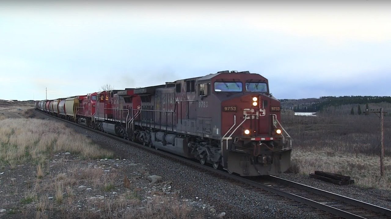 CP Train Spotting HD: CP 9753 9751 9527 & Mid DPU 9825 Leads CP 401 West At Cochrane AB 9/10 5/7 ...