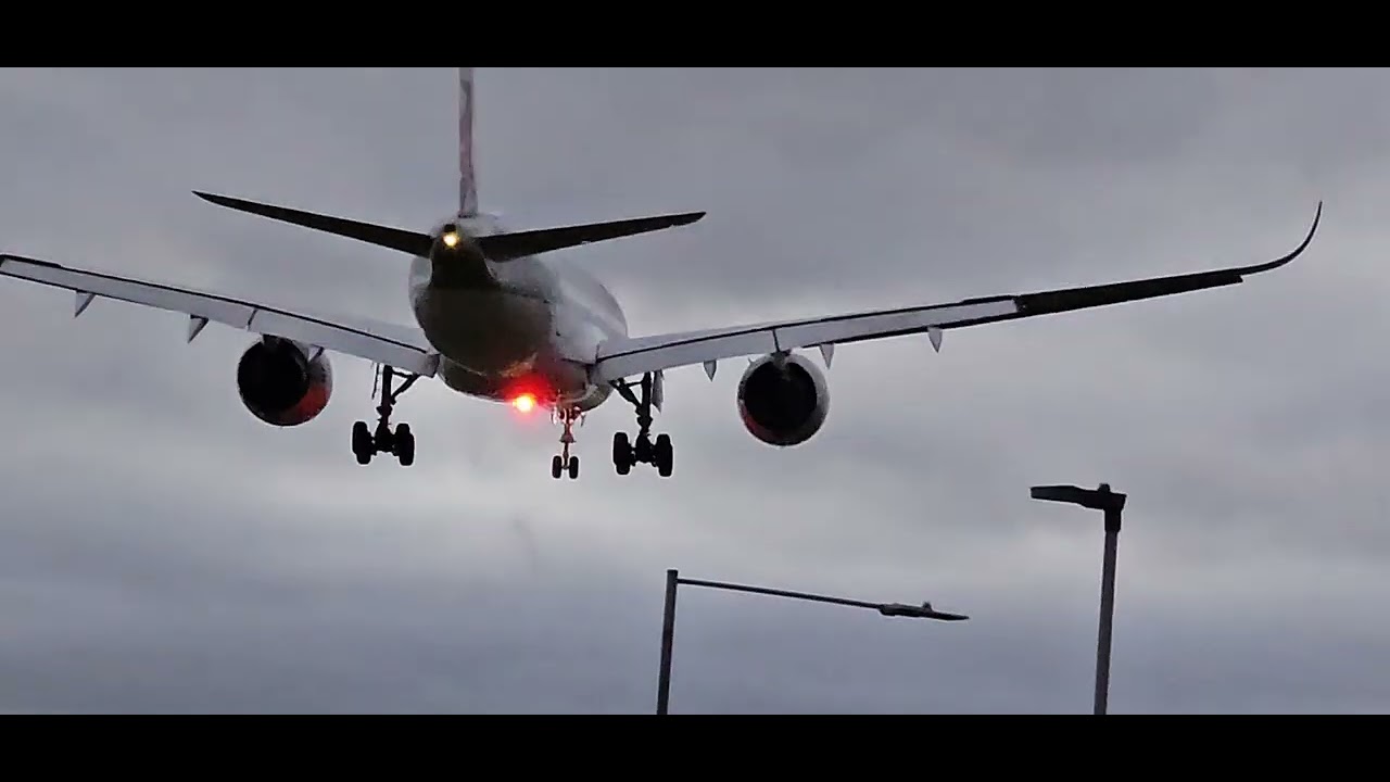 Heathrow Runway Landing Low-flyby Jetlive #airliners #jumbojet - YouTube